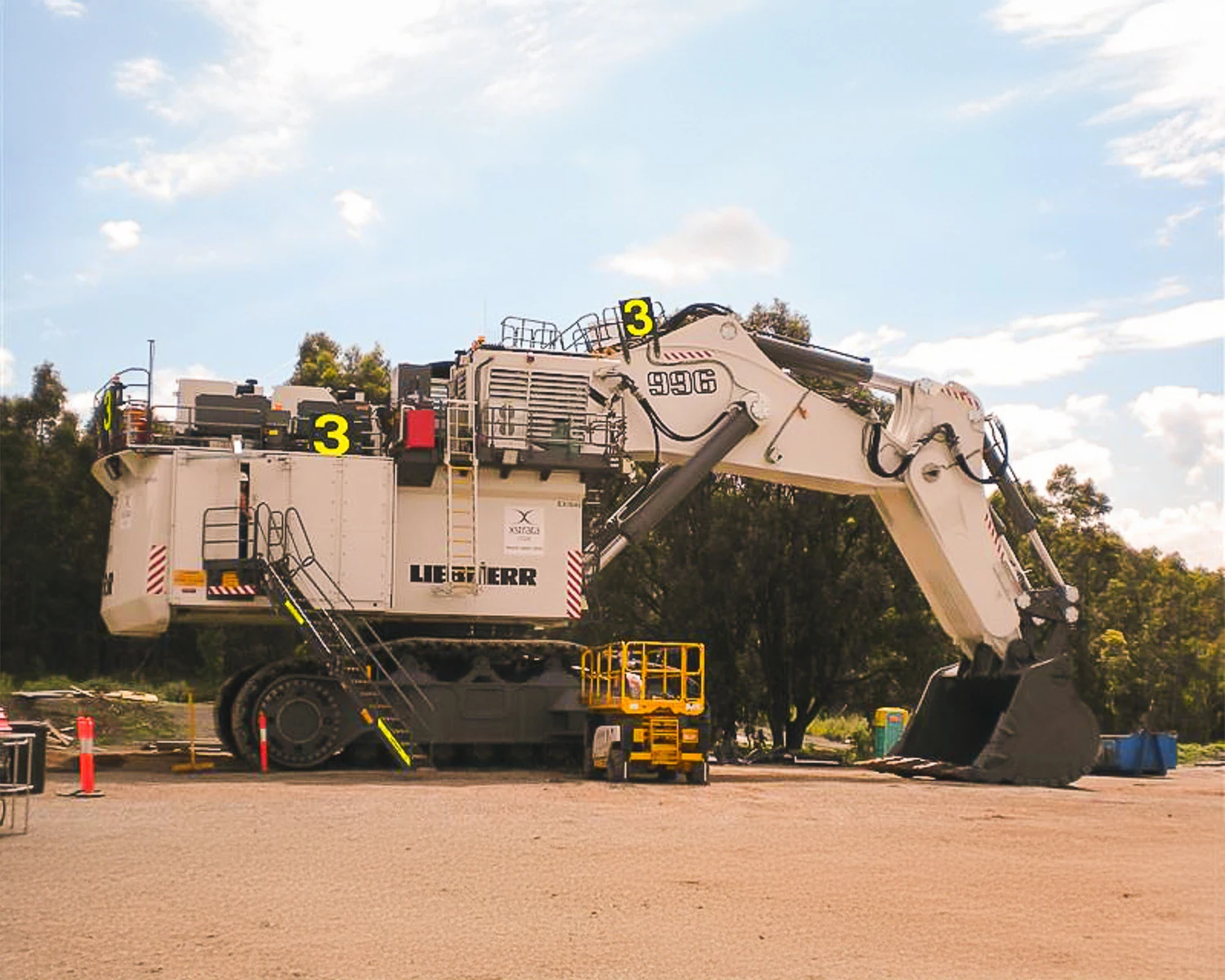 Liebherr R 996 Excavator Sound Package | Minetek